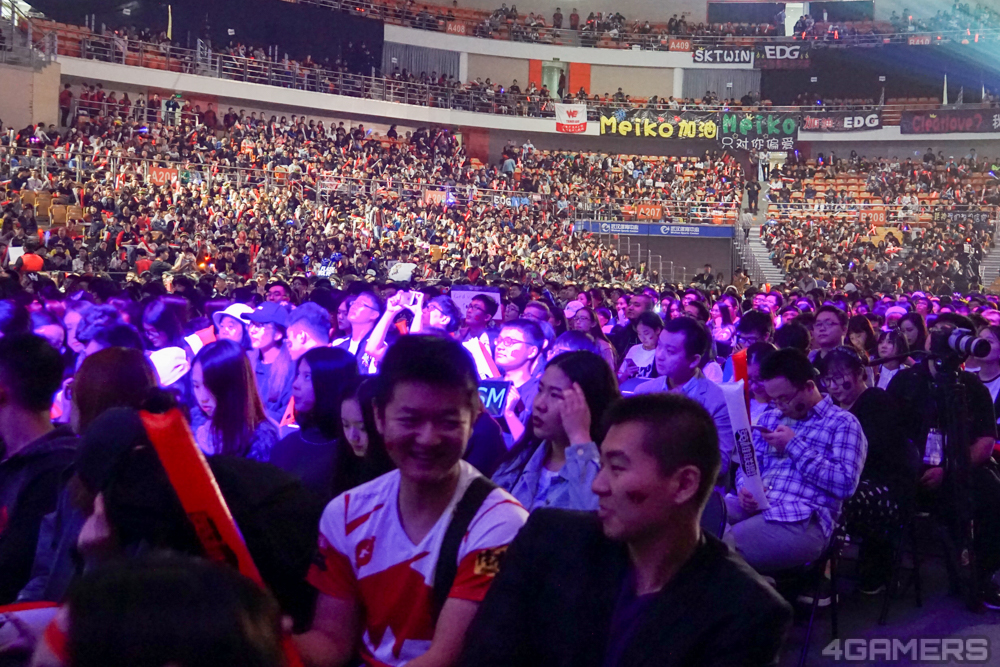 WC 2017｜小組賽Day2：Doublelift後期Carry，FW不敵TSM吞首敗 | 4Gamers